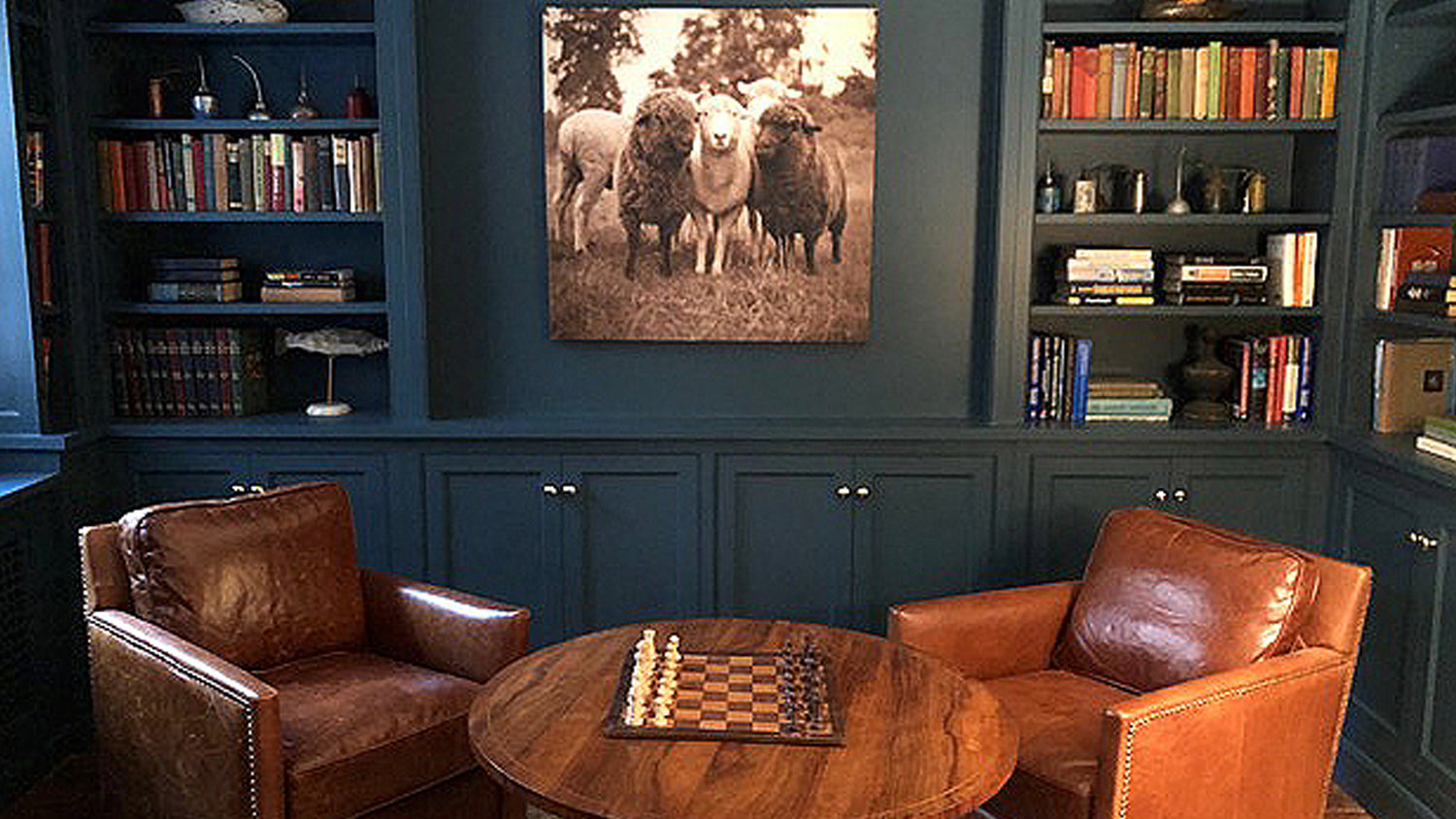 Our Ongoing Bookshelf Obsession is Validated! – Hammertown